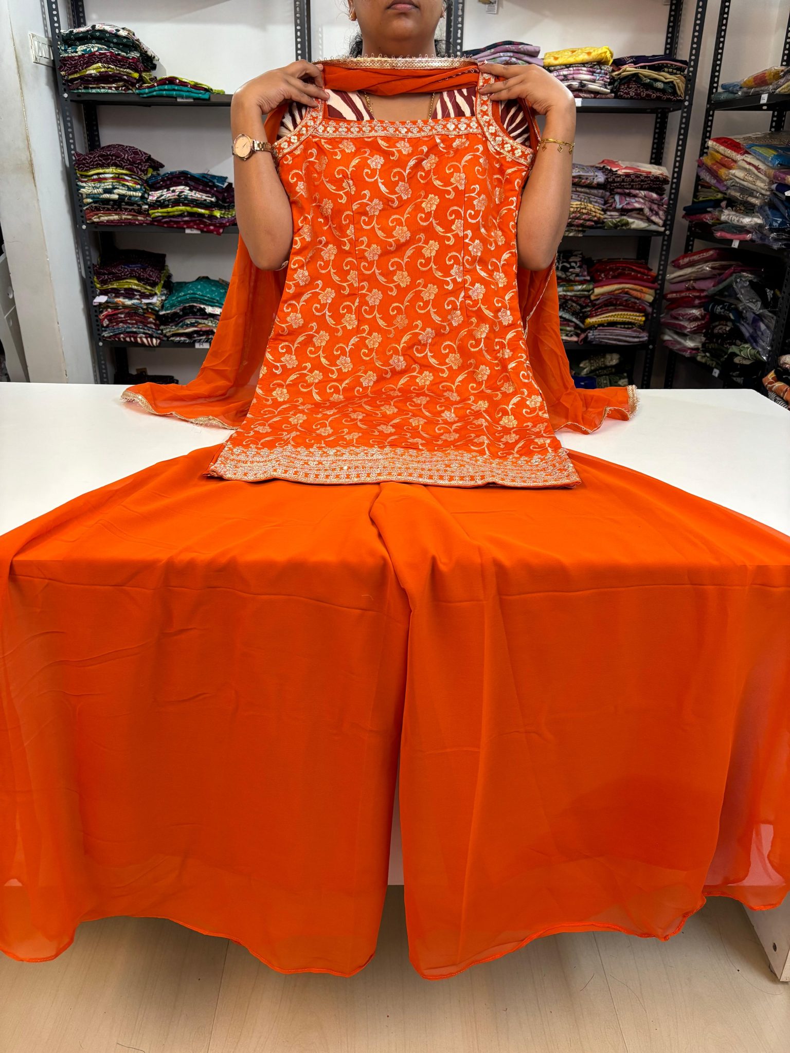 Banaras Spaghetti Style Sharara Suit – sharanzclothingstore.com